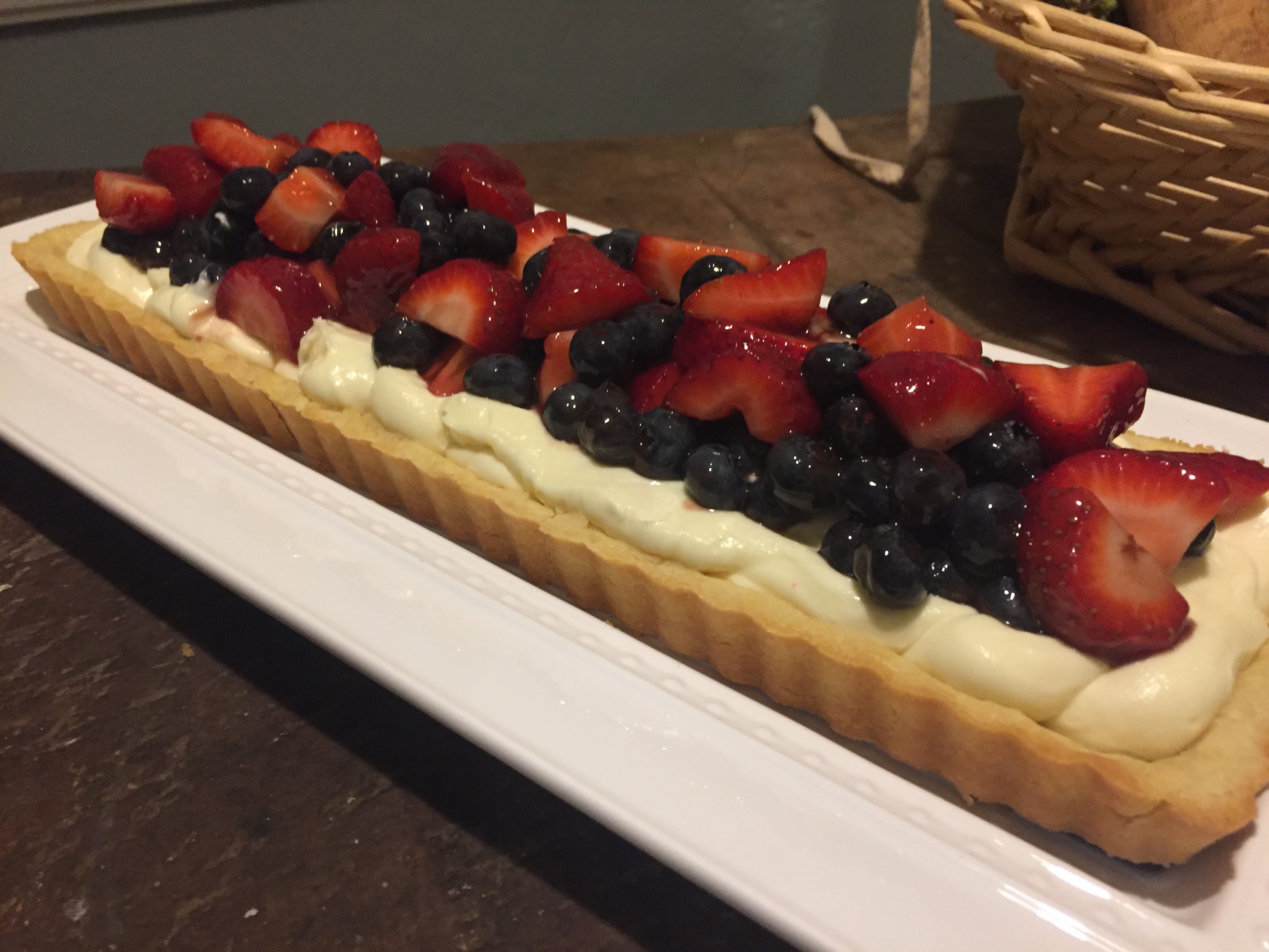 Strawberry & Blueberry Tart with Lemon Curd Mascarpone – Potts Boiling Over